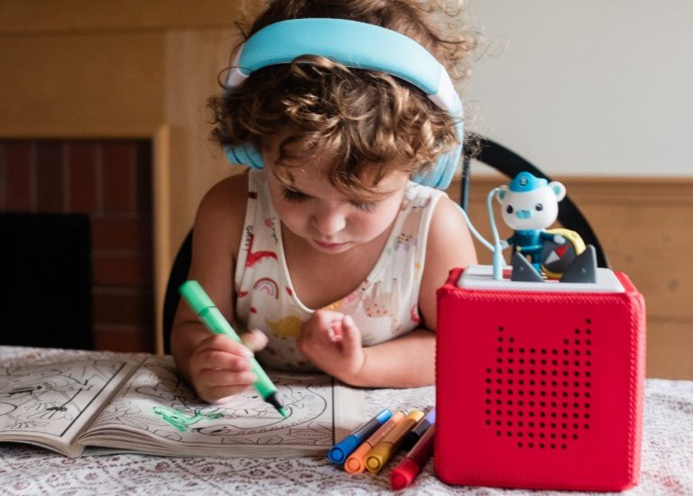 Best audio players for kids in Singapore | HoneyKids Asia