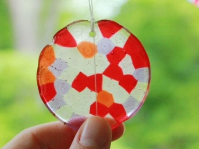 Crafts for Kids | 10 Ways to Use Your Muffin Tin | HoneyKids Asia