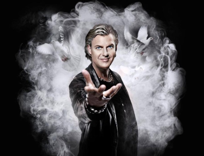 Joe Labero Singapore | What's On | Honeykids Asia