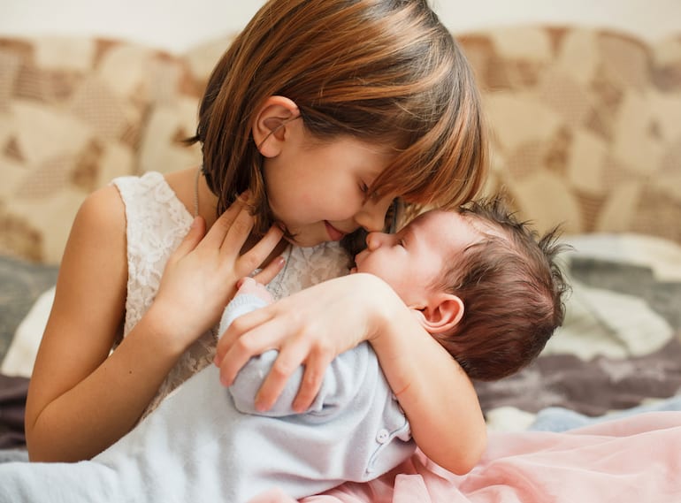 Preparing your child for a new baby | HoneyKids Asia