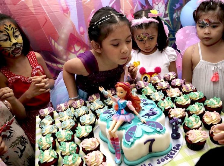 Kids Party Entertainers and Party Planners in Singapore | HoneyKids Asia