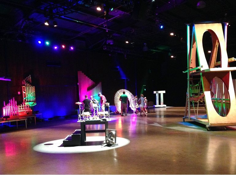 Sound Maze by Paul Dresher and Daniel Schmidt | HoneyKids Asia