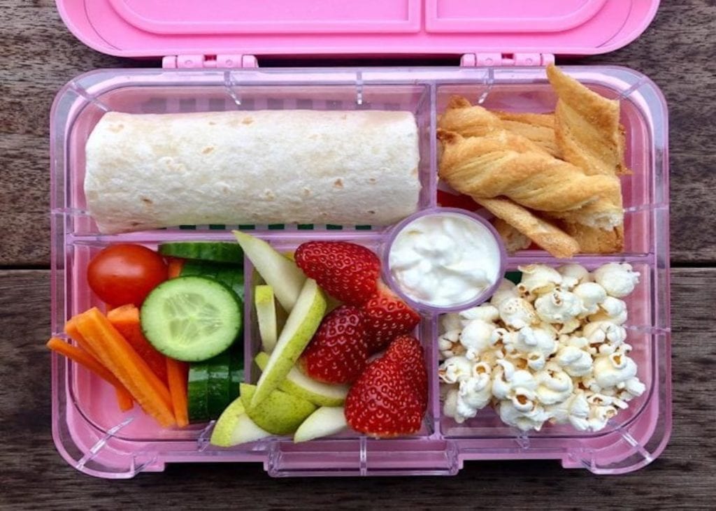 Plane snacks for kids: What to pack, what to avoid | HoneyKids Asia