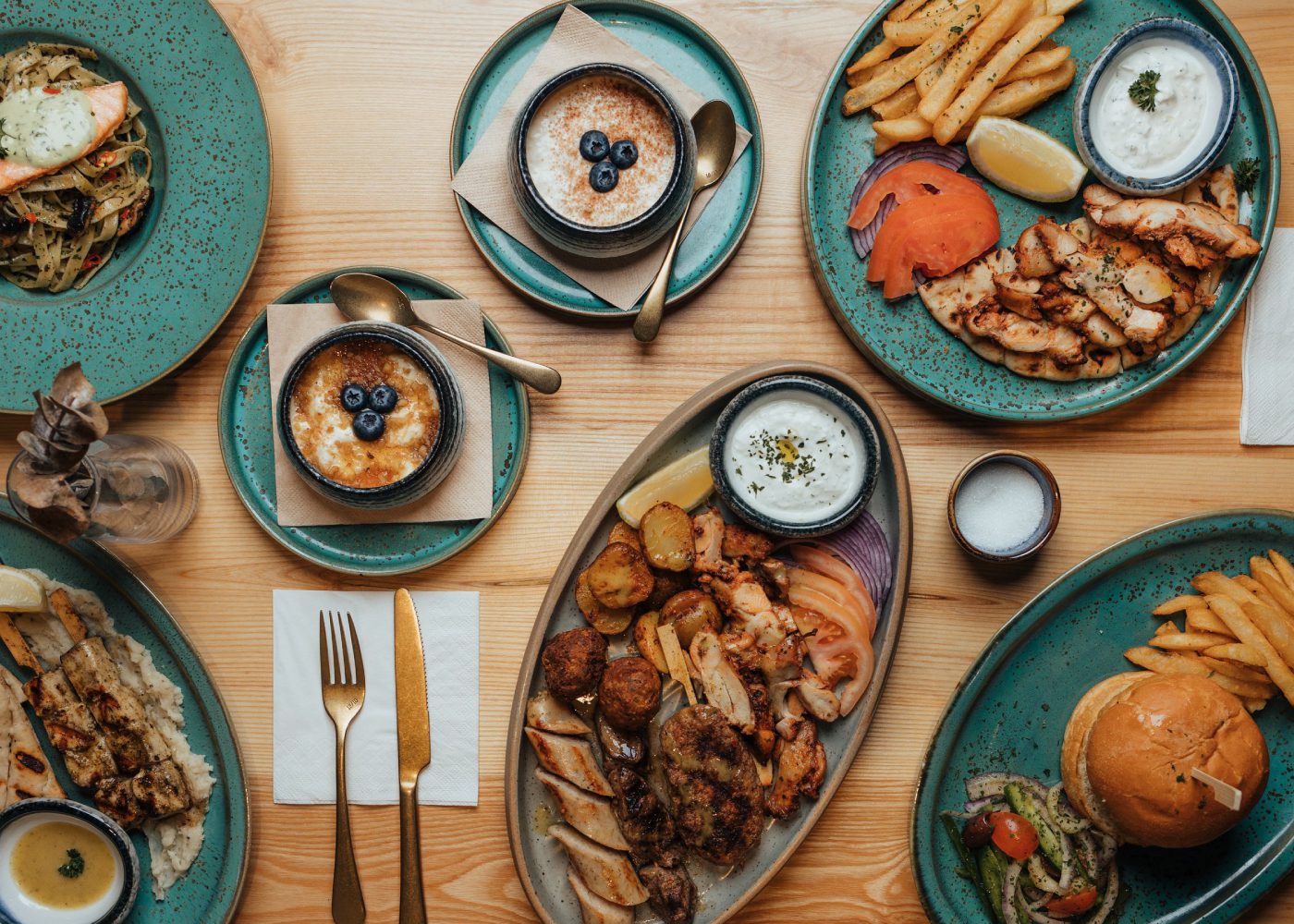 30 Best Halal Restaurants & Cafes in Singapore for Families