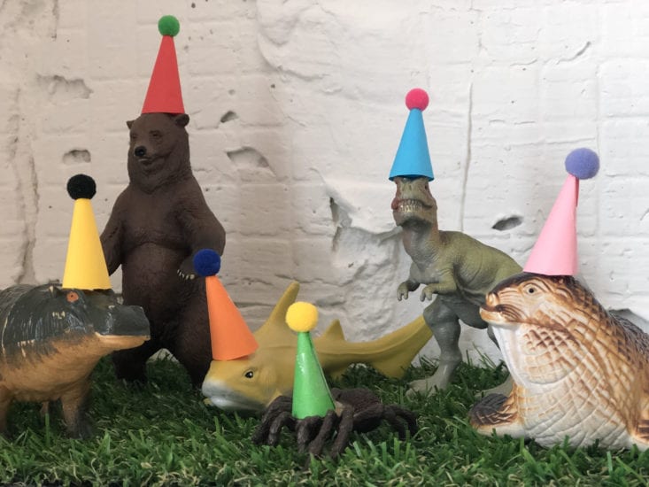 How to make mini party hats for plastic animals | HoneyKids Asia