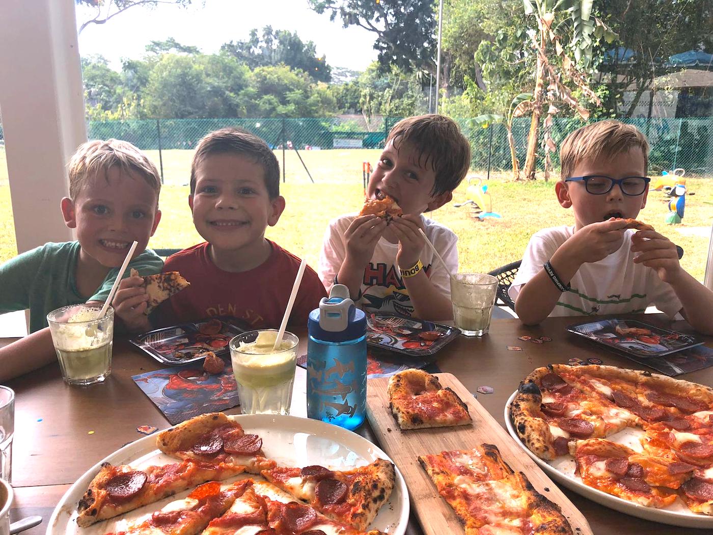 60+ Best Kid-friendly Restaurants in Singapore: Sorted by Location