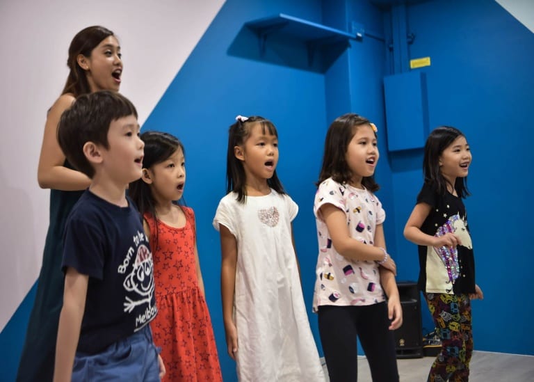 7 best singing lessons & classes for kids in Singapore | HoneyKids Asia