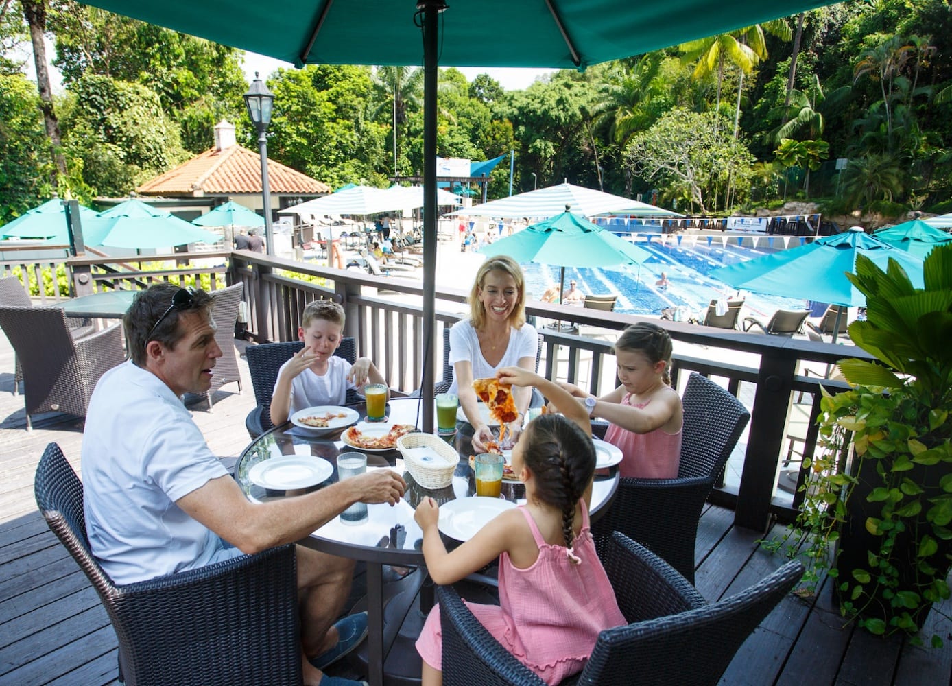 The British Club Singapore for families | HoneyKids Asia