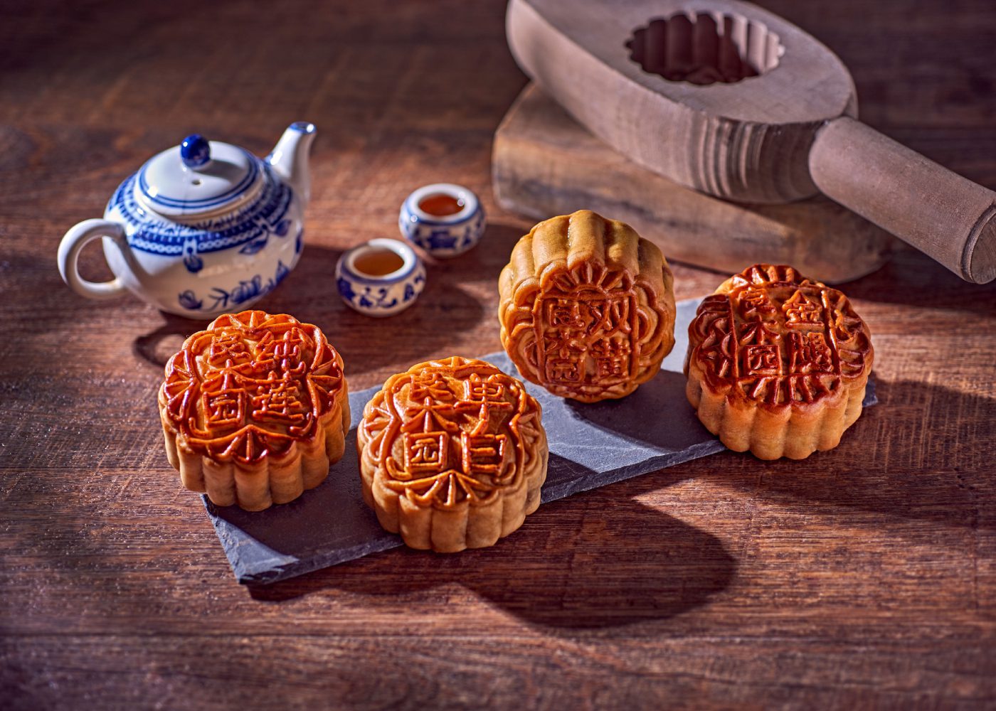 Must-try mooncakes in Singapore for Mid-Autumn festival | HoneyKids Asia