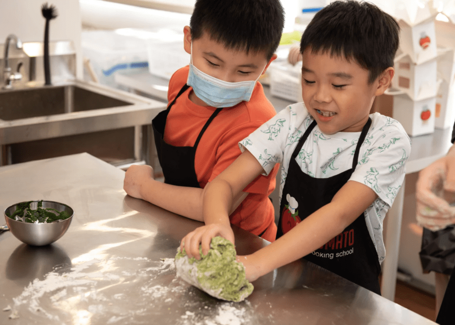 Kids' cooking classes in Singapore: Our guide for mini masterchefs