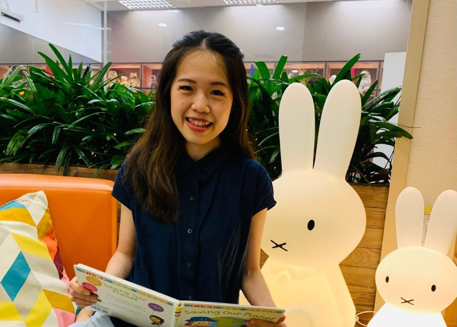 Teacher of the Year (Kindergarten) 2022 - Evon Tan | HoneyKids Asia