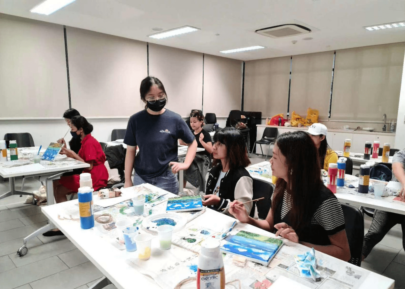 17 Domestic helper courses for FDWs in Singapore