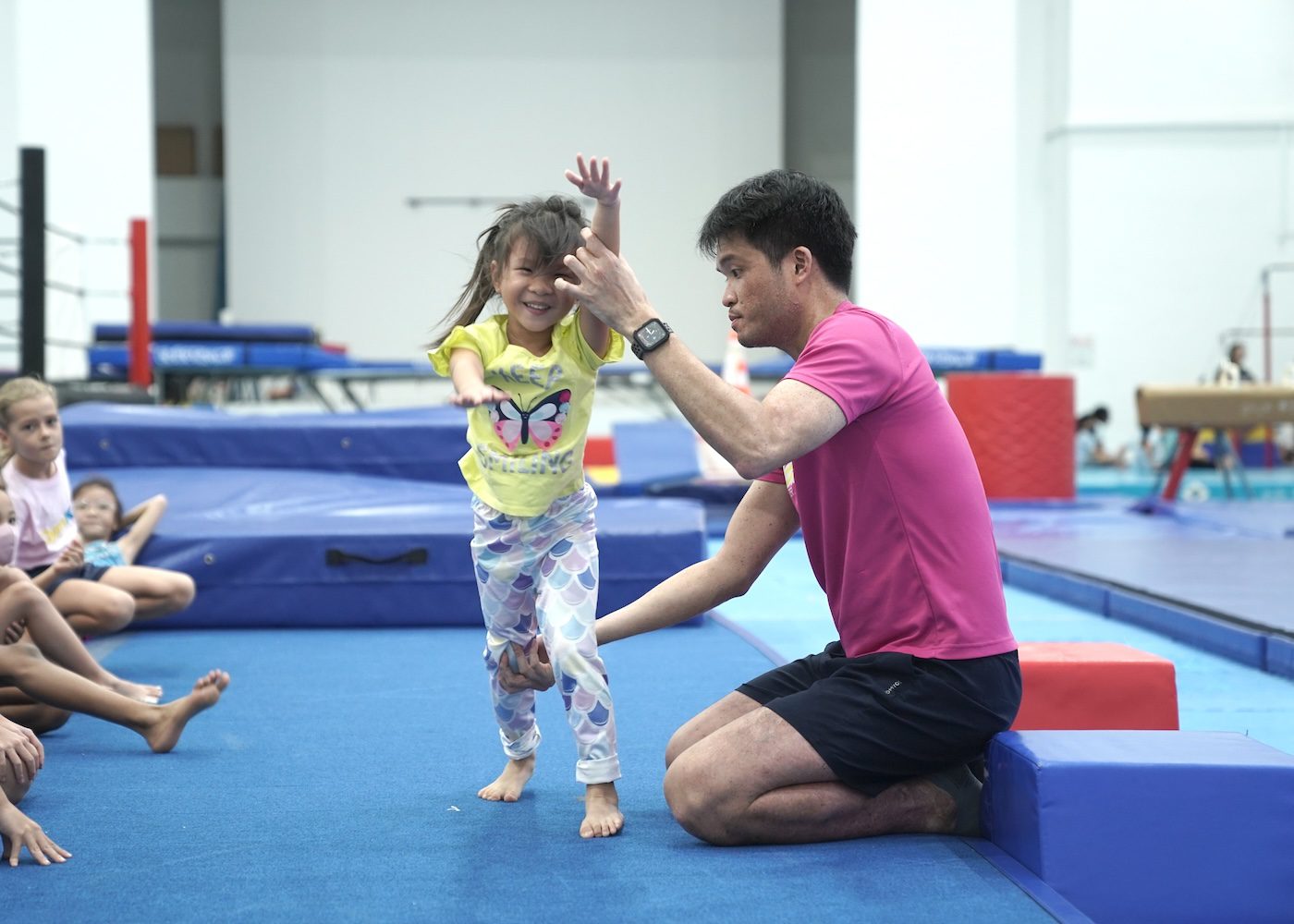 Gymnastic classes for kids in Singapore | HoneyKids Asia