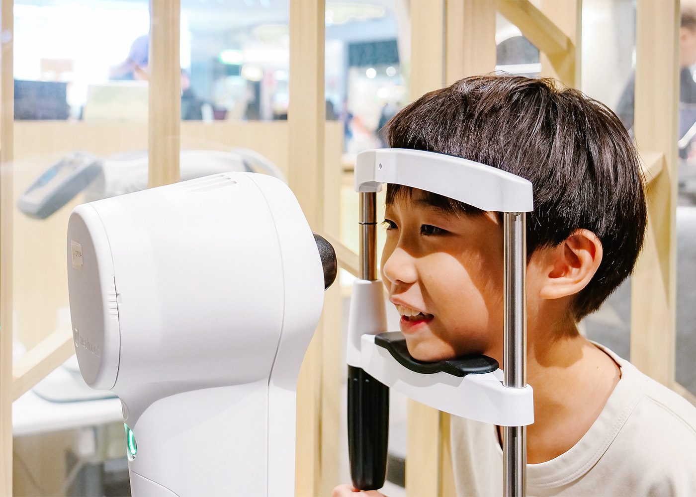 Ortho-K lens for children by OWNDAYS | HoneyKids Asia