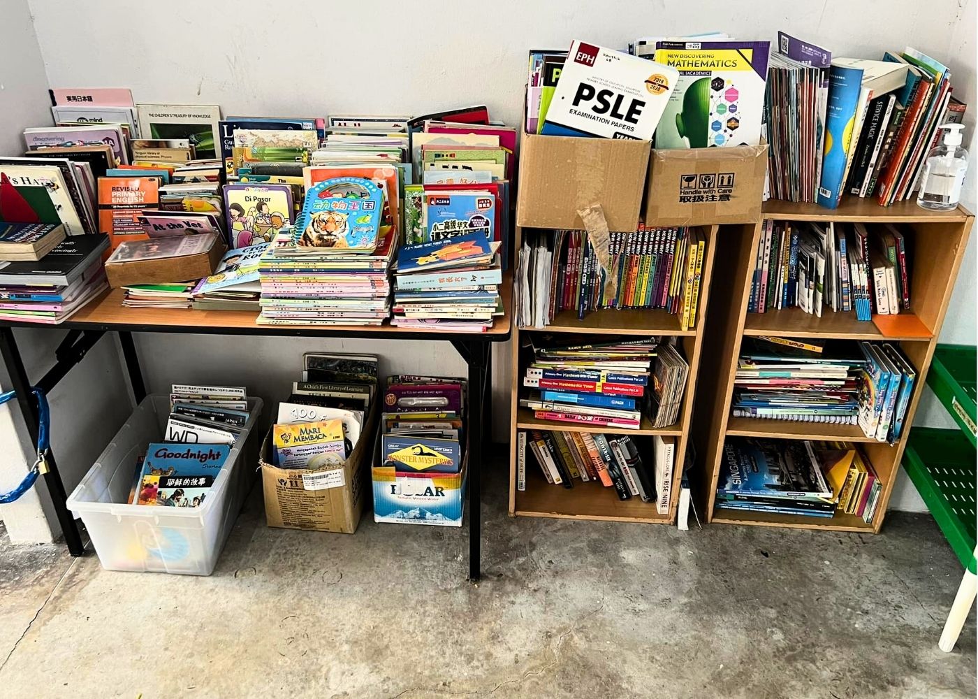 Where to find little libraries and community libraries in Singapore